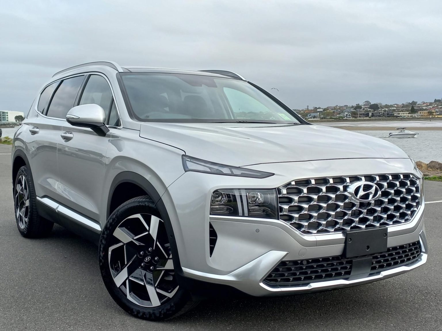 Everything You Need to Know about the Hyundai Santa Fe - CarFinance2U