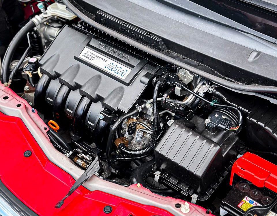 2011 Honda Fit HYBRID NAVIGATION PREMIUM SELECT | CarFinance2U | CF2U ...