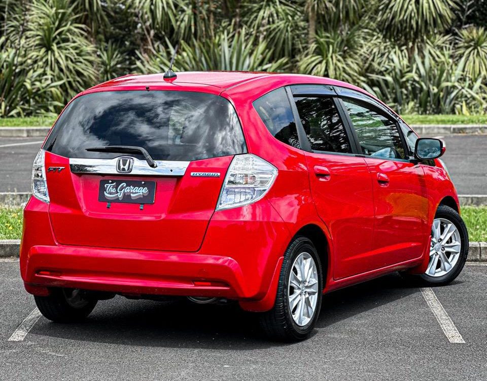 2011 Honda Fit HYBRID NAVIGATION PREMIUM SELECT | CarFinance2U | CF2U ...